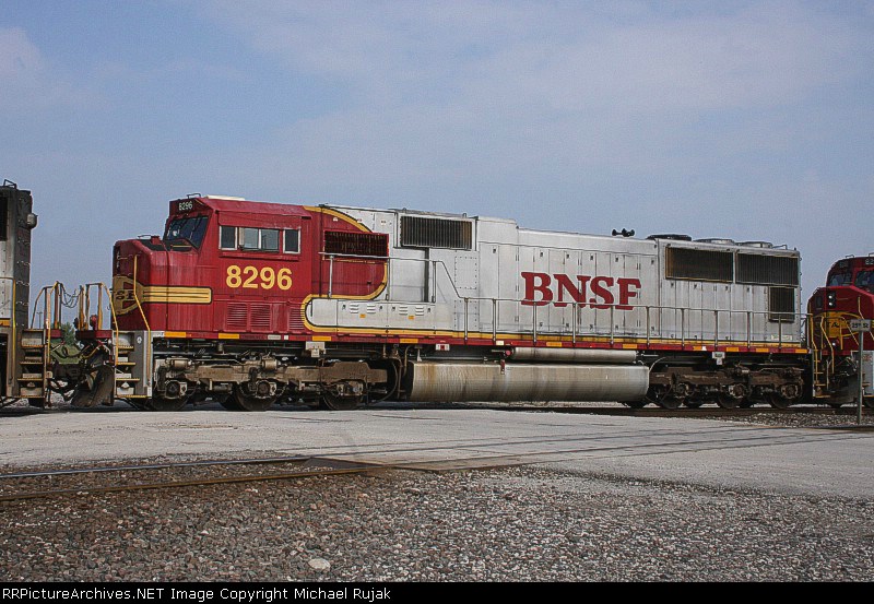 BNSF 8296